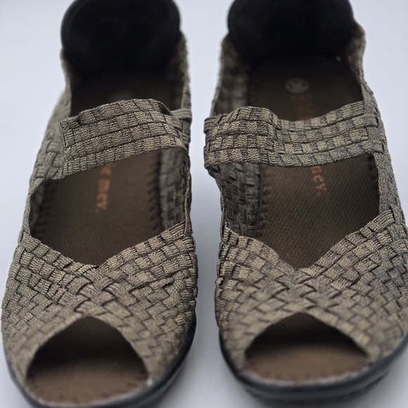 bernie mev. | Shoes | Bernie Mev Bm Womens 38 Metallic Gold Woven Open ...